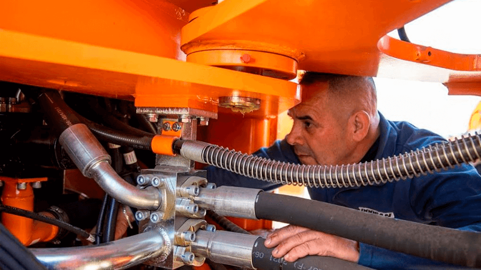 Fallos comunes en maquinaria y cómo solucionarlos - Hyundai Develon Chile