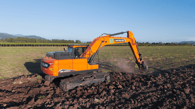 Tracción total: Las excavadoras sobre orugas revolucionan la agricultura - Hyundai Develon Chile
